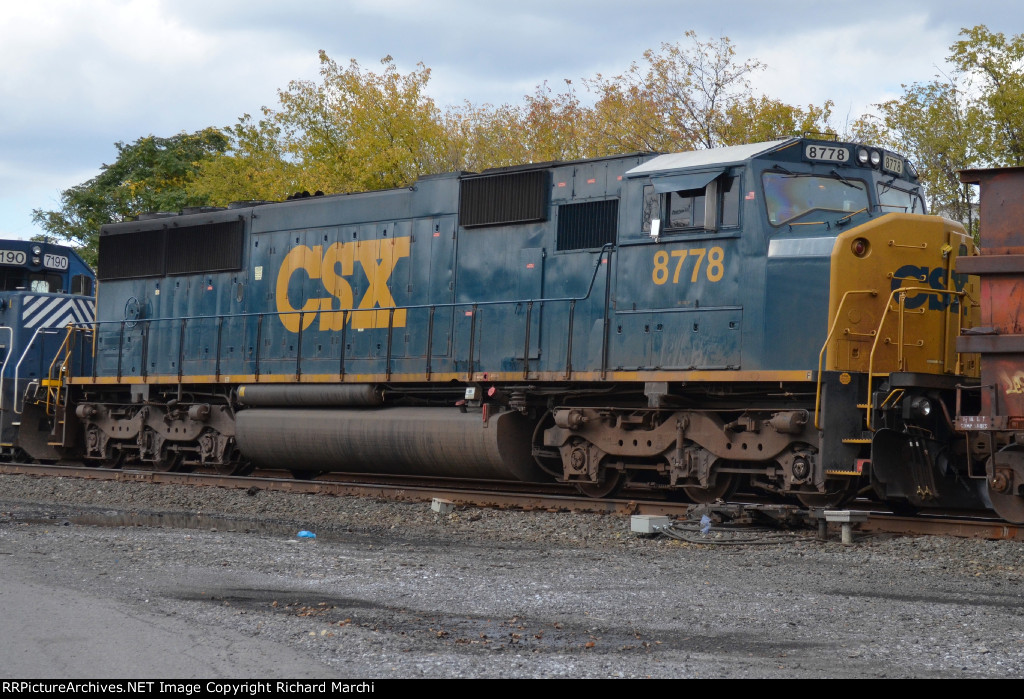 CSX 8778